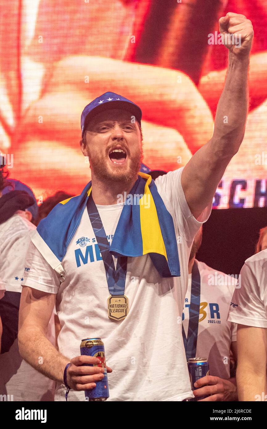 Carl Klingberg #48 (EV Zug) during the National League Playoff Final ...