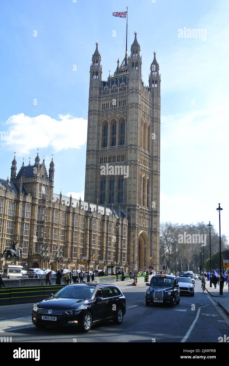 Victoria Tower, Houses of Parliament, London, England, UK, with cars in ...