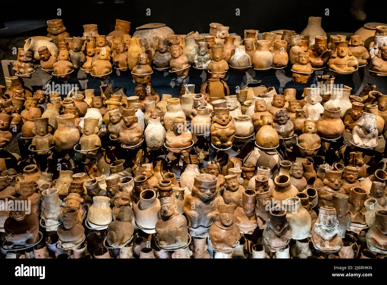 Artifacts On Display Inside The Museum Of The Royal Tombs Of Sipan ...