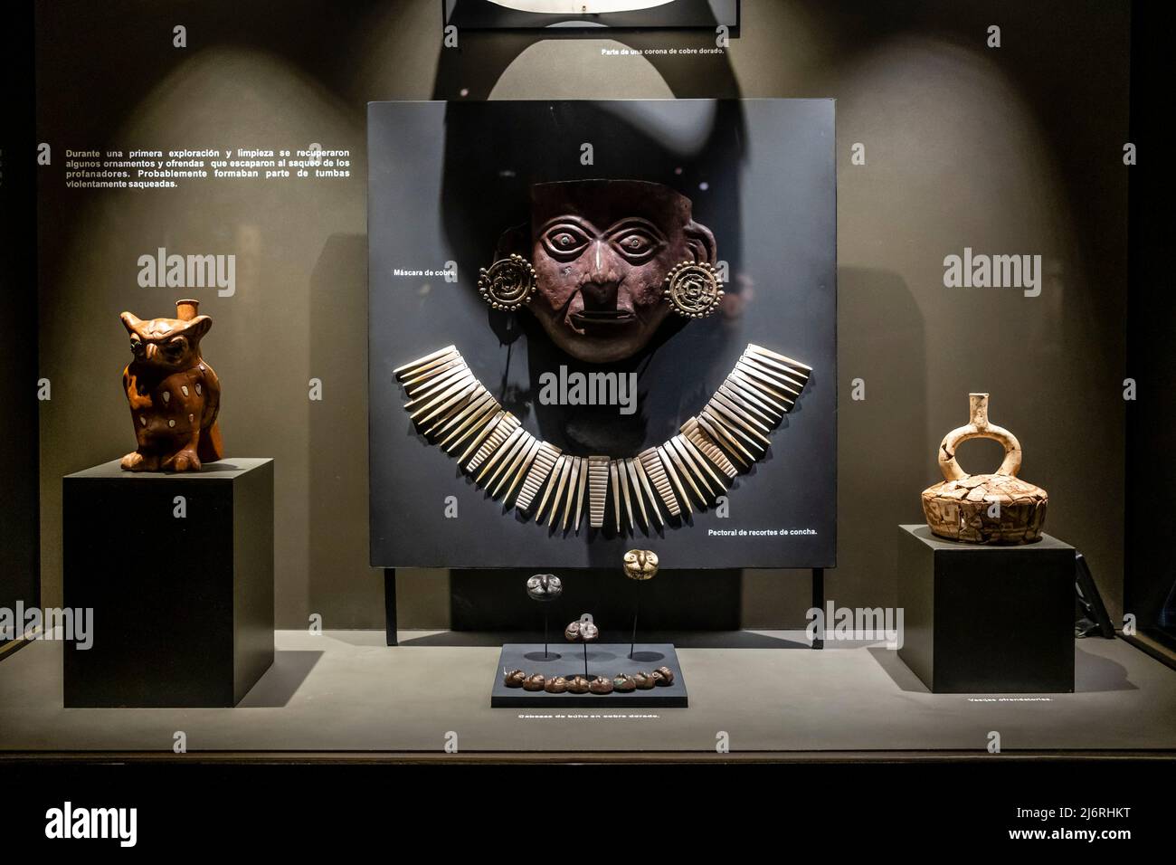 Artifacts On Display Inside The Museum Of The Royal Tombs Of Sipan ...