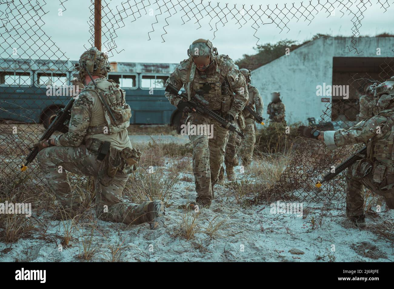 Members of the 7th Special Forces Group (Airborne) conduct maritime ...