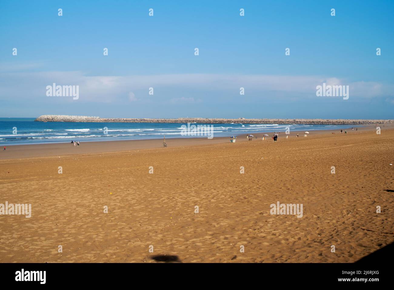 Sandy beach wide view Stock Photo - Alamy