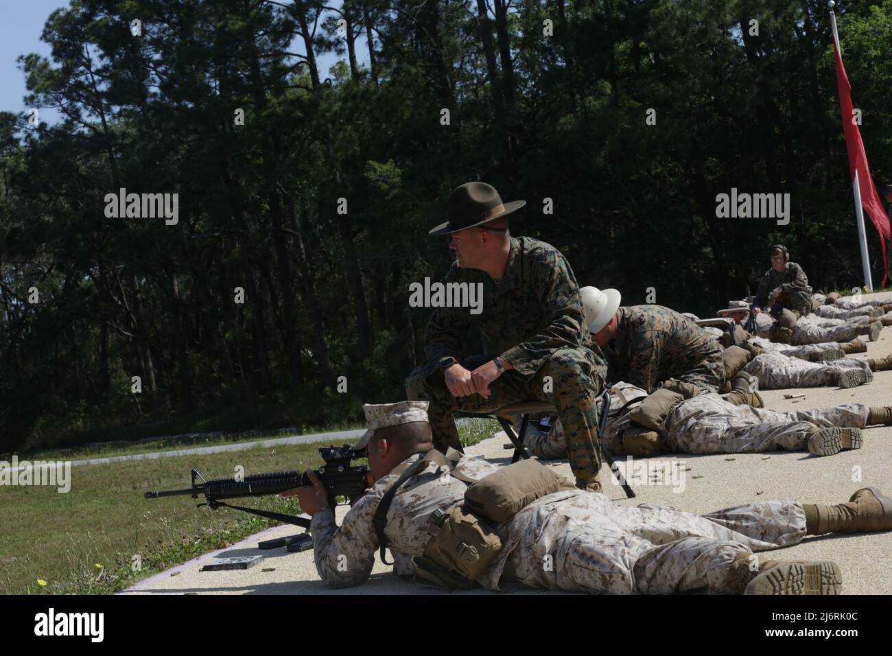 Recruits with India Company, 3rd Recruit Training Battalion, conduct ...