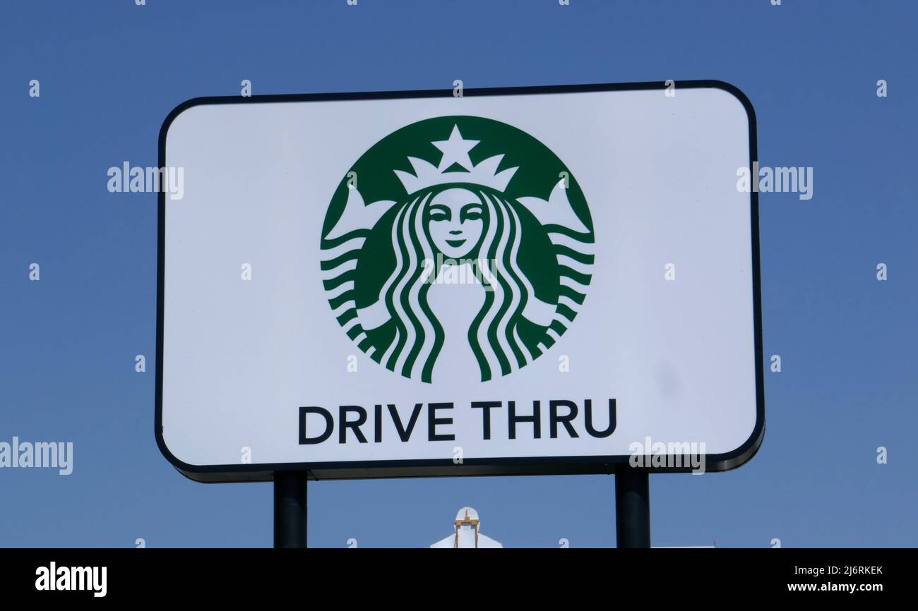 Starbucks drive thru in usa hi-res stock photography and images - Alamy