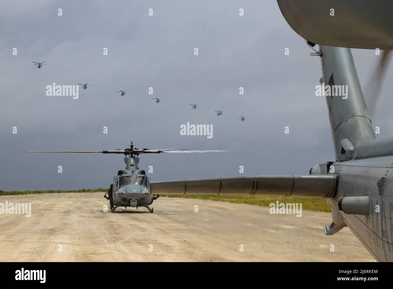 U.S. Marines with Marine Light Attack Helicopter Squadron (HMLA) 369 ...
