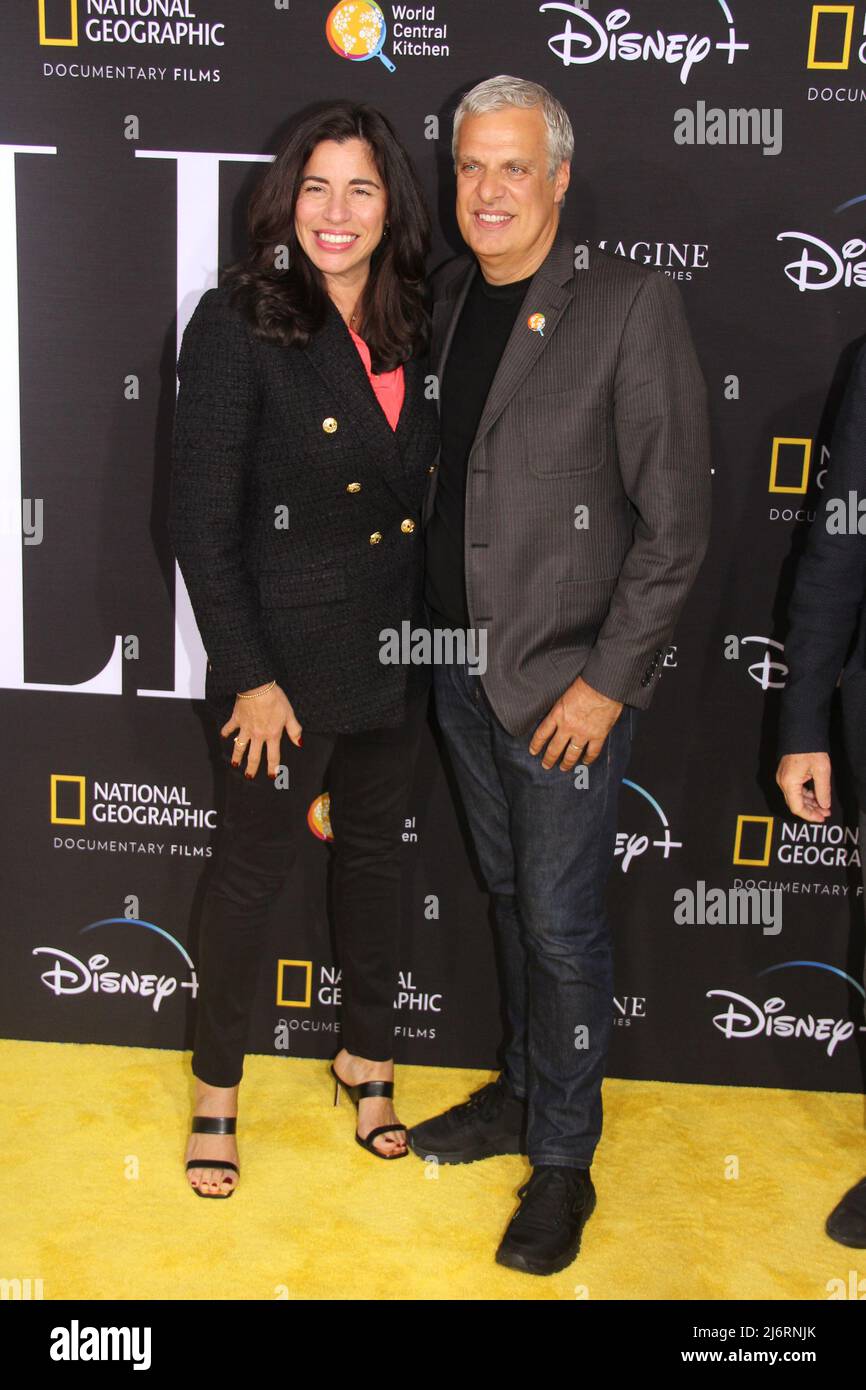 NEW YORK, NY - MAY 3: Sandra Ripert and Eric Ripert at the New York ...