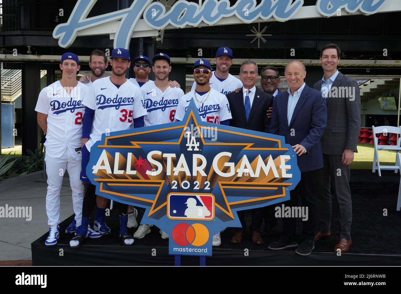 Los Angeles Dodgers players Walker Buehler (21), Clayton Kershaw (22 ...