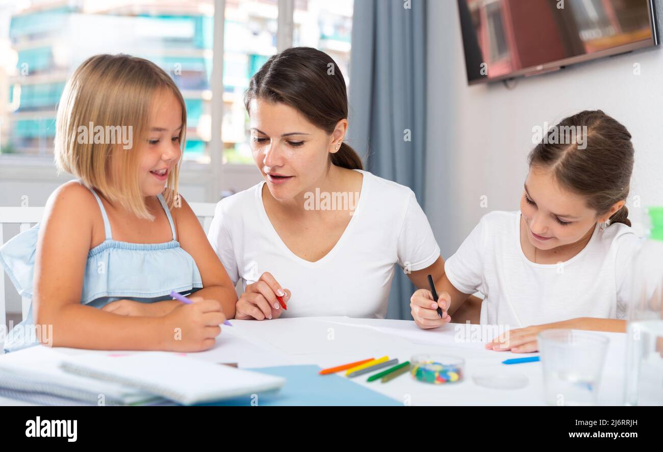Two children talking drawing hi-res stock photography and images - Alamy