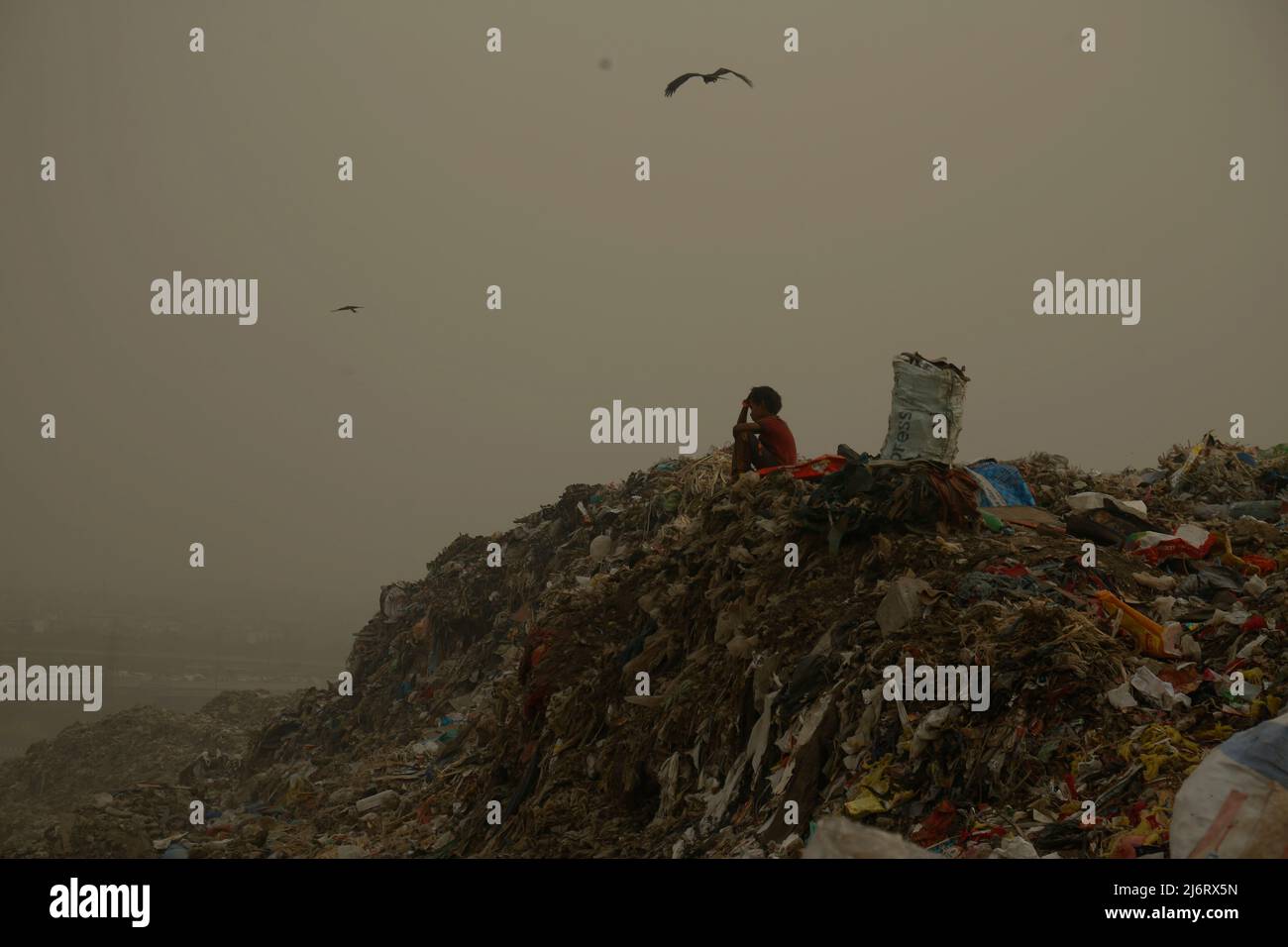 May 3, 2022, Delhi, Delhi, India: Garbage dumping at the Bhalswa ...