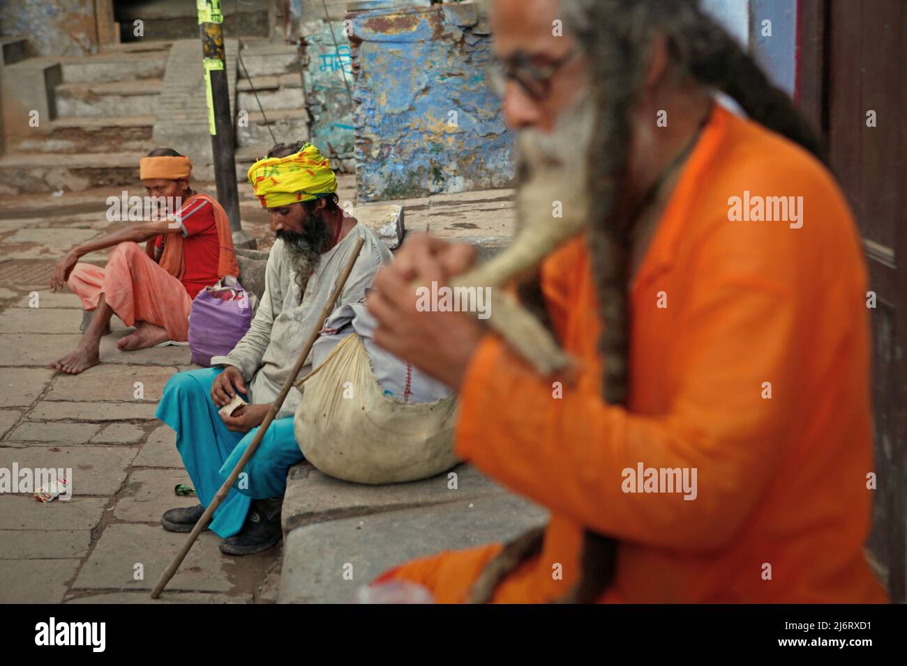 Saadhu of varanasi hi-res stock photography and images - Alamy