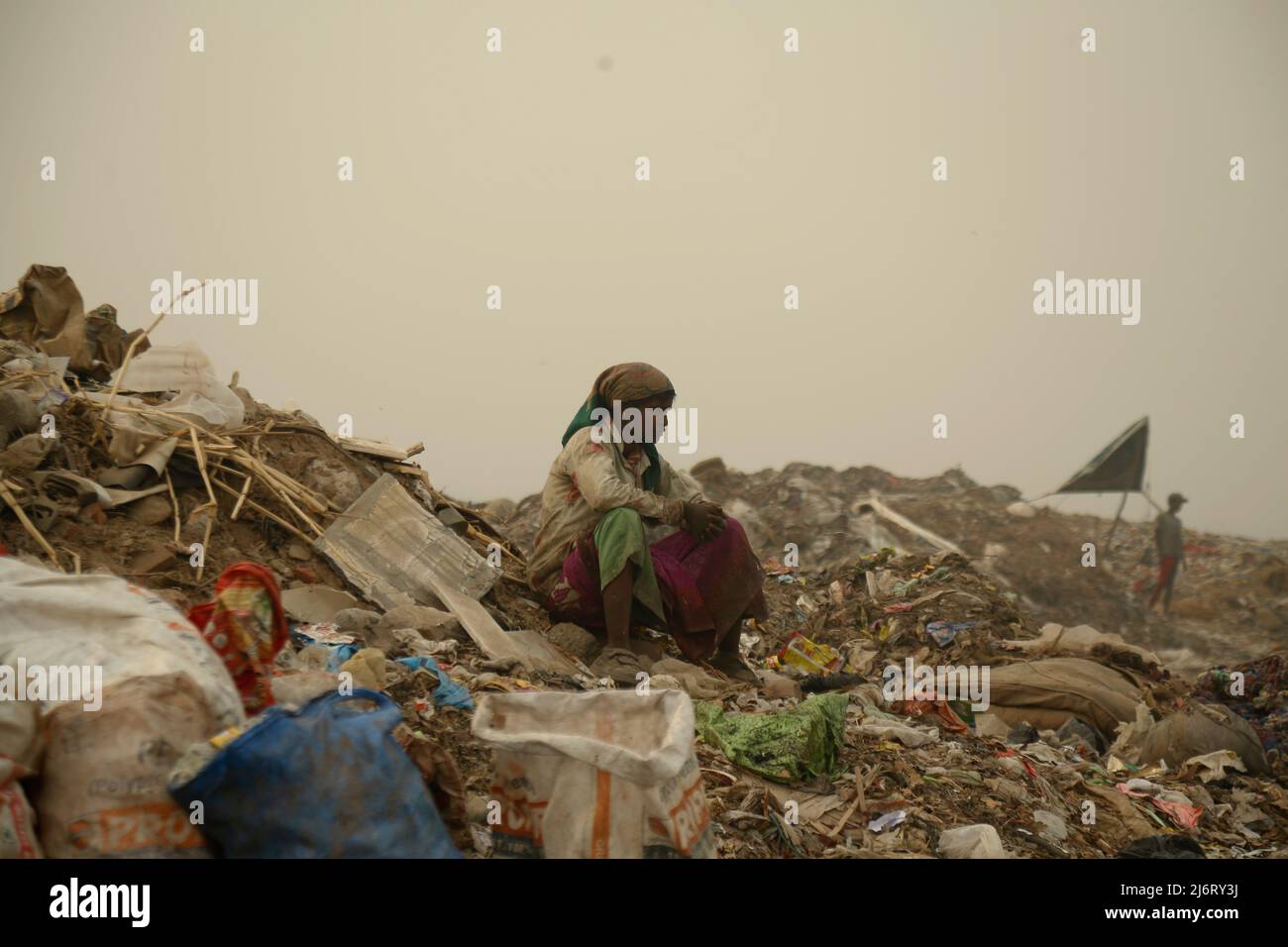 May 3, 2022, Delhi, Delhi, India: Garbage dumping at the Bhalswa ...