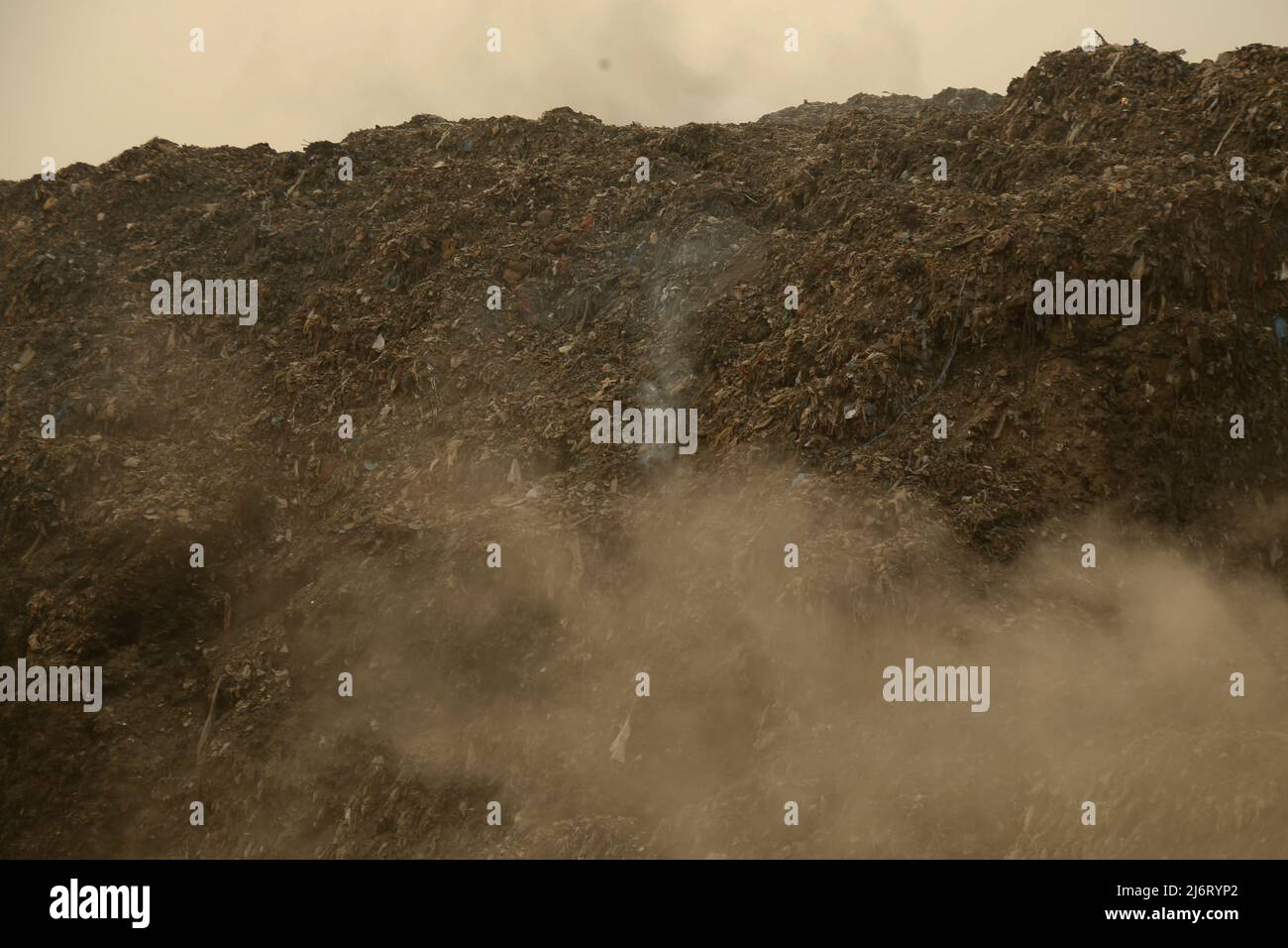May 3, 2022, Delhi, Delhi, India: Garbage dumping at the Bhalswa ...