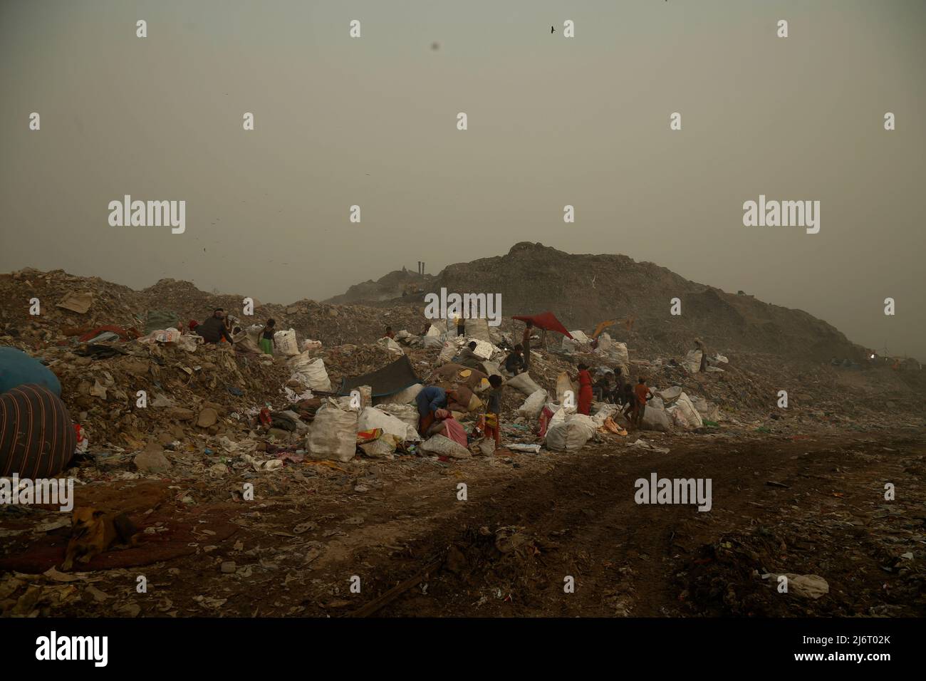 May 3, 2022, Delhi, Delhi, India: Garbage dumping at the Bhalswa ...