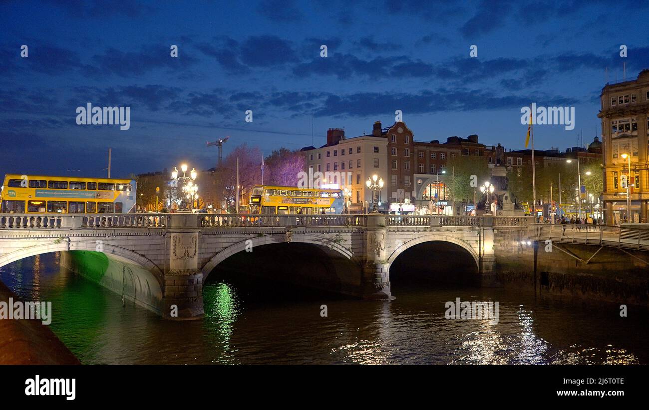 Dublin bridge 2022 hi-res stock photography and images - Alamy