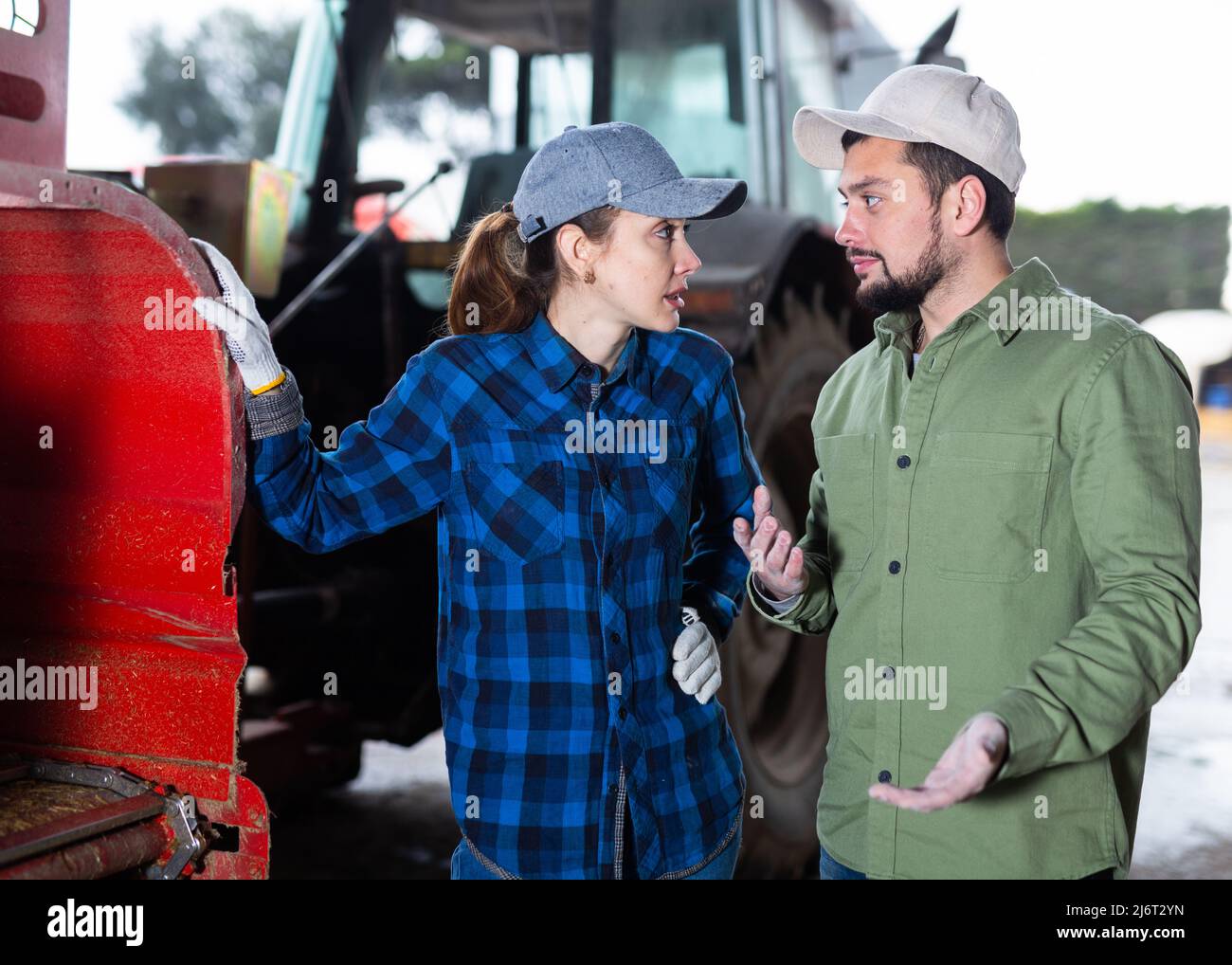 Farmer farmers talking american hi-res stock photography and images - Alamy