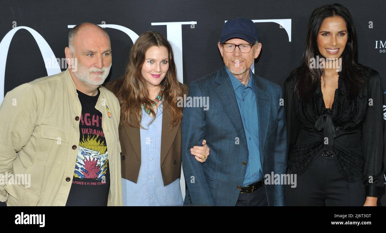 New York, NY, US, May 3, 2022, L-R: José Andrés, Drew Barrymore, Ron ...