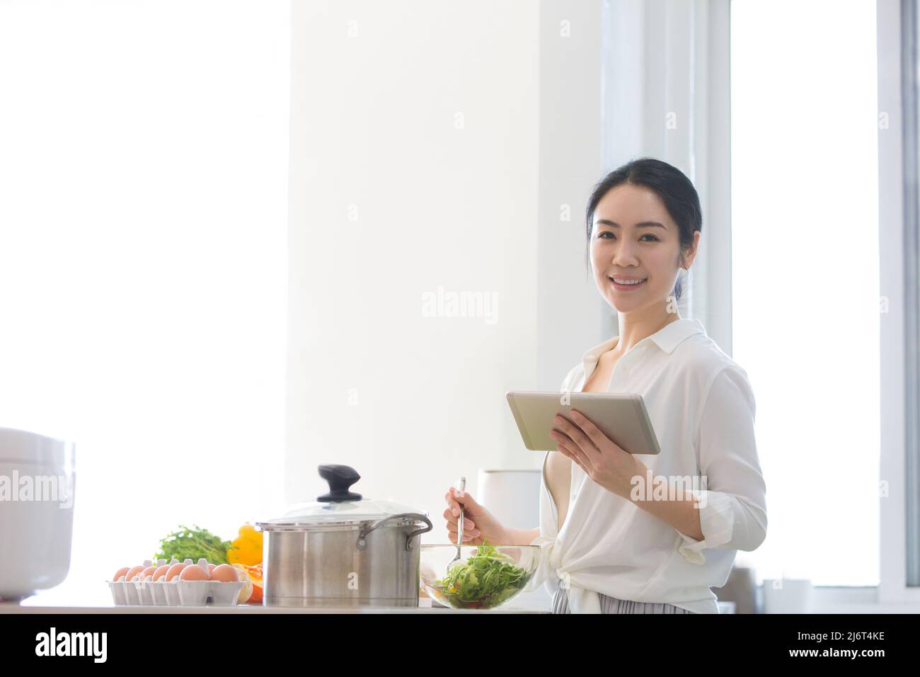Body cooking hi-res stock photography and images - Alamy