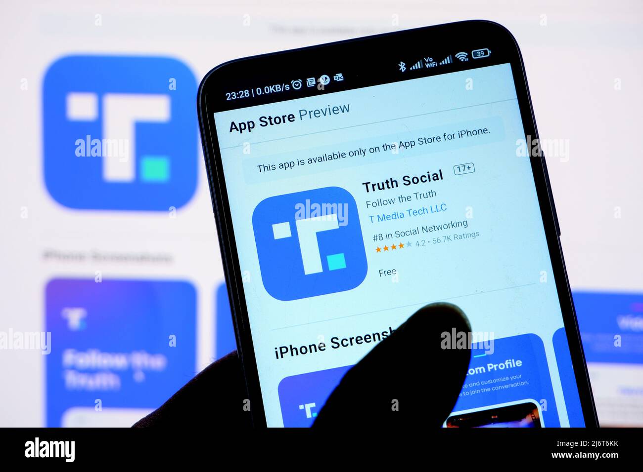 Truth social app hi-res stock photography and images - Alamy