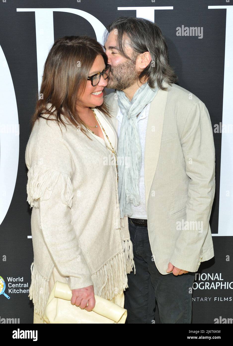 L-R: Rachael Ray and John Cusimano attend the NY premiere of We Feed ...