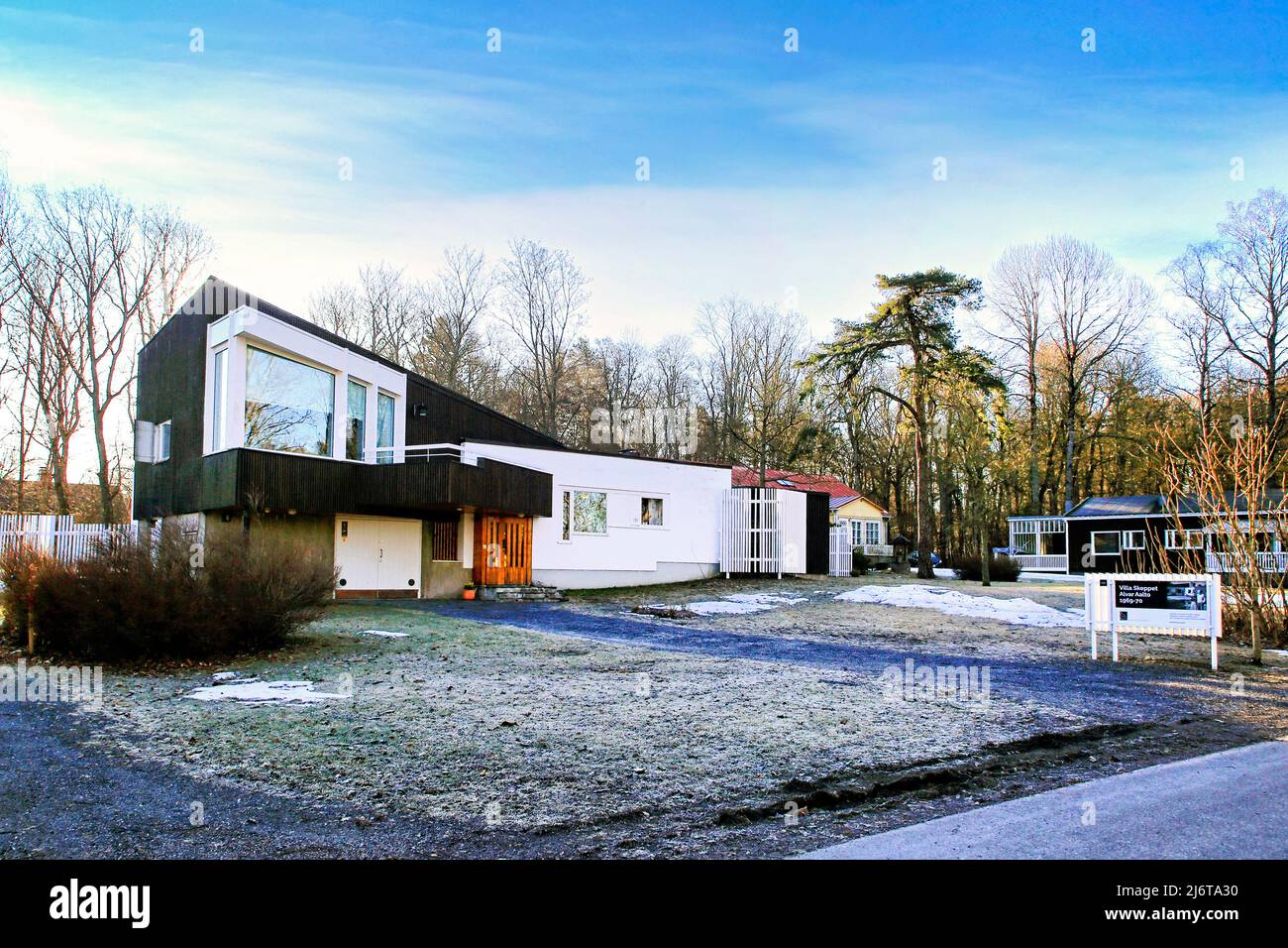 Villa Skeppet, a home designed by Alvar Aalto in 1969-70 for his ...