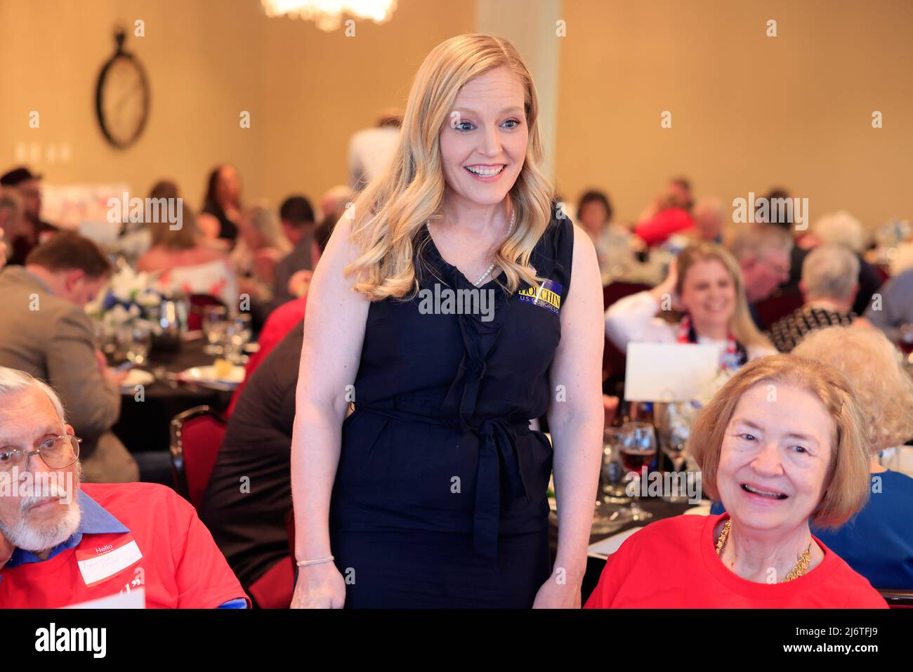 Indiana 9th District Republican candidate Erin Houchin greets potential ...