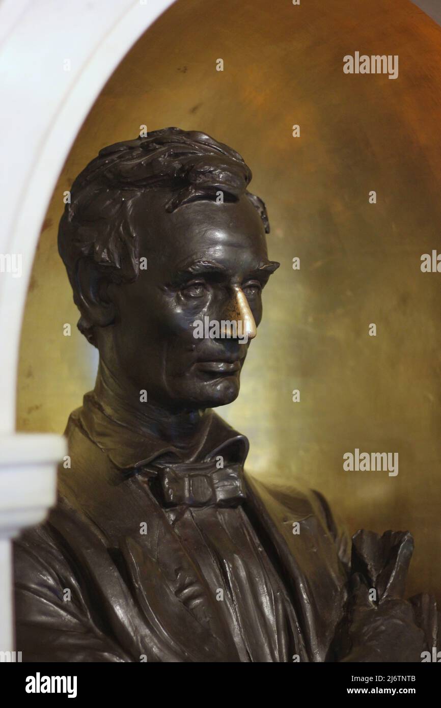 A traditional colonial bust of the late President Abraham Lincoln in ...