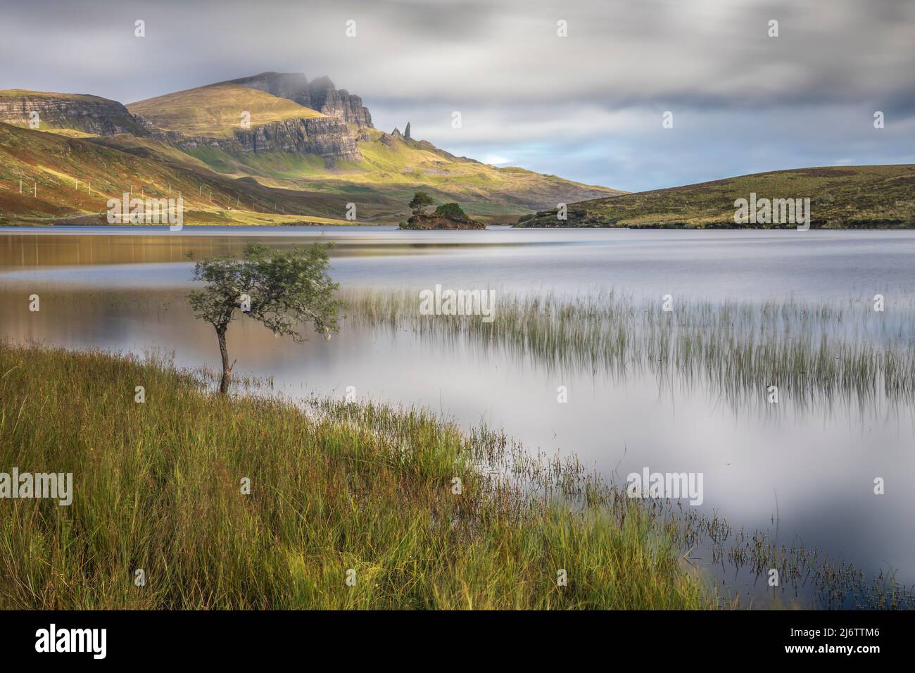 Loch Fada and the Old Man of Storr on the Isle of Skye Stock Photo - Alamy