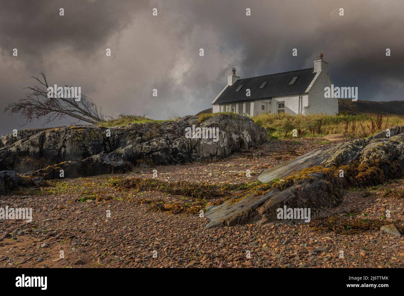 Kylerhea Beach on the Isle of Skye Stock Photo - Alamy