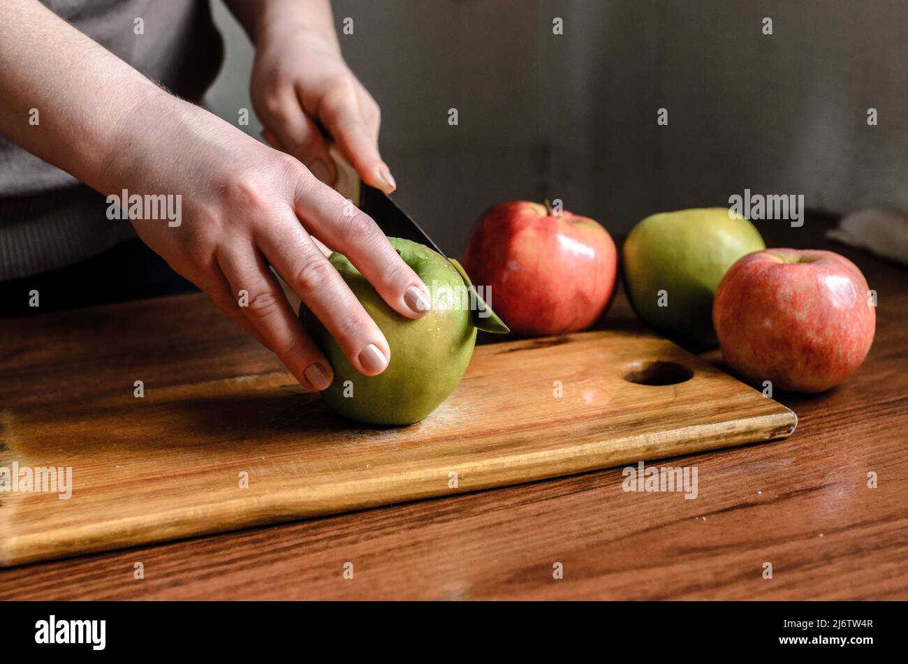 Still life of apples on a table Stock Photo - Alamy