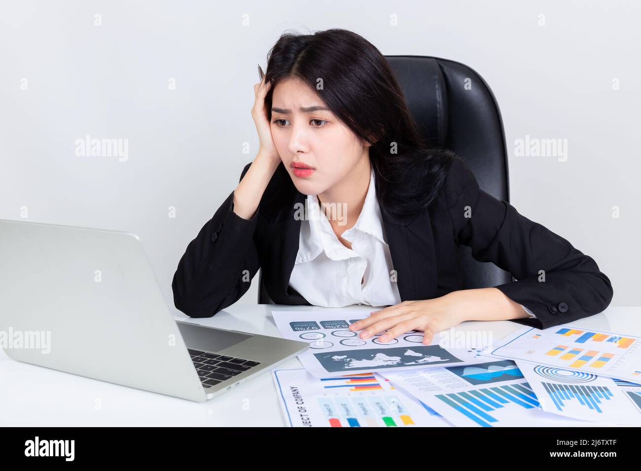 Bored work, office syndrome, Asian business woman sit at desk in office ...