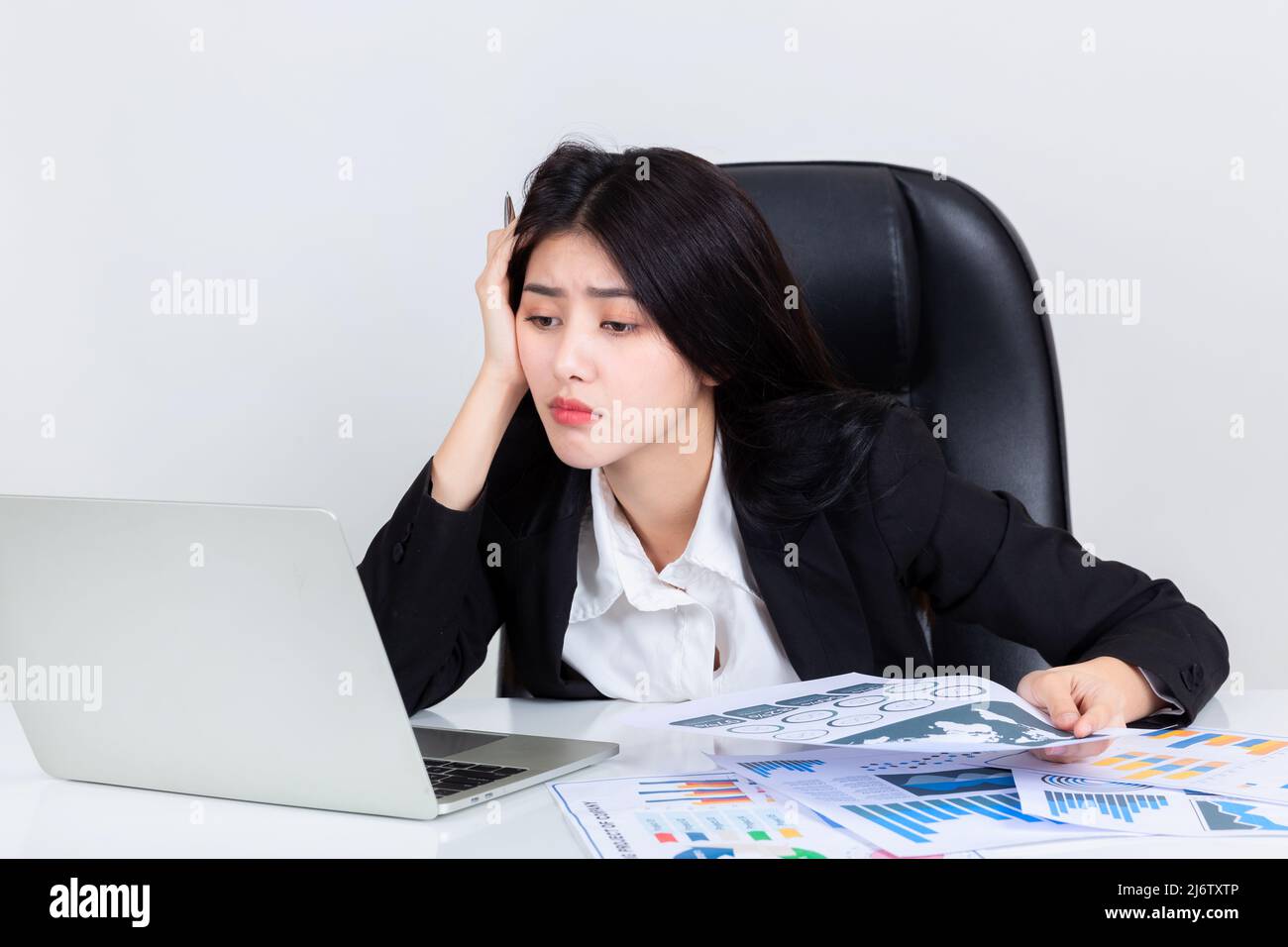 Bored work, office syndrome, Asian business woman sit at desk in office ...