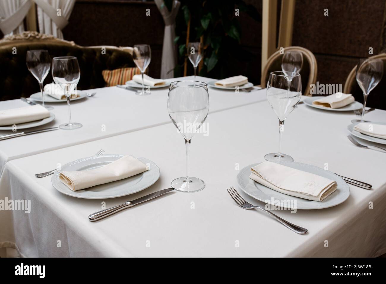 Cafe setting ideas hi-res stock photography and images - Alamy