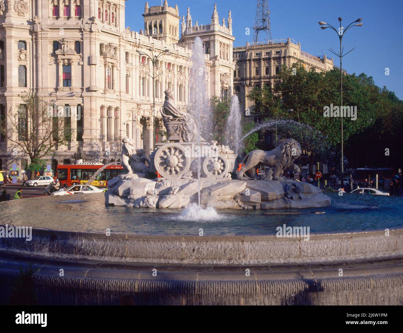 FUENTE DE CIBELES REALIZADA ENTRE 1777 Y 1782 SITUADA EN LA PLAZA QUE ...