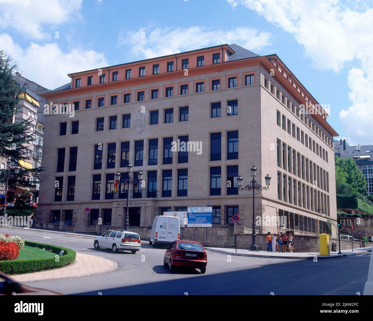 EDIFICIO DEL PALACIO DE JUSTICIA EN LA PLAZA DE CONCEPCION ARENAL ...