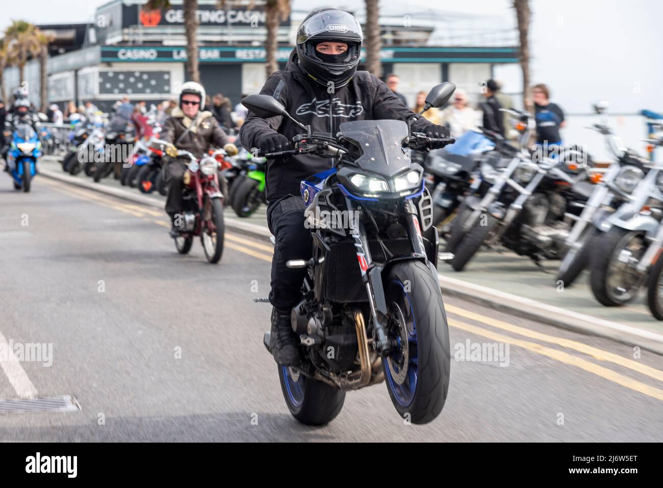 Stunt rider hi-res stock photography and images - Alamy