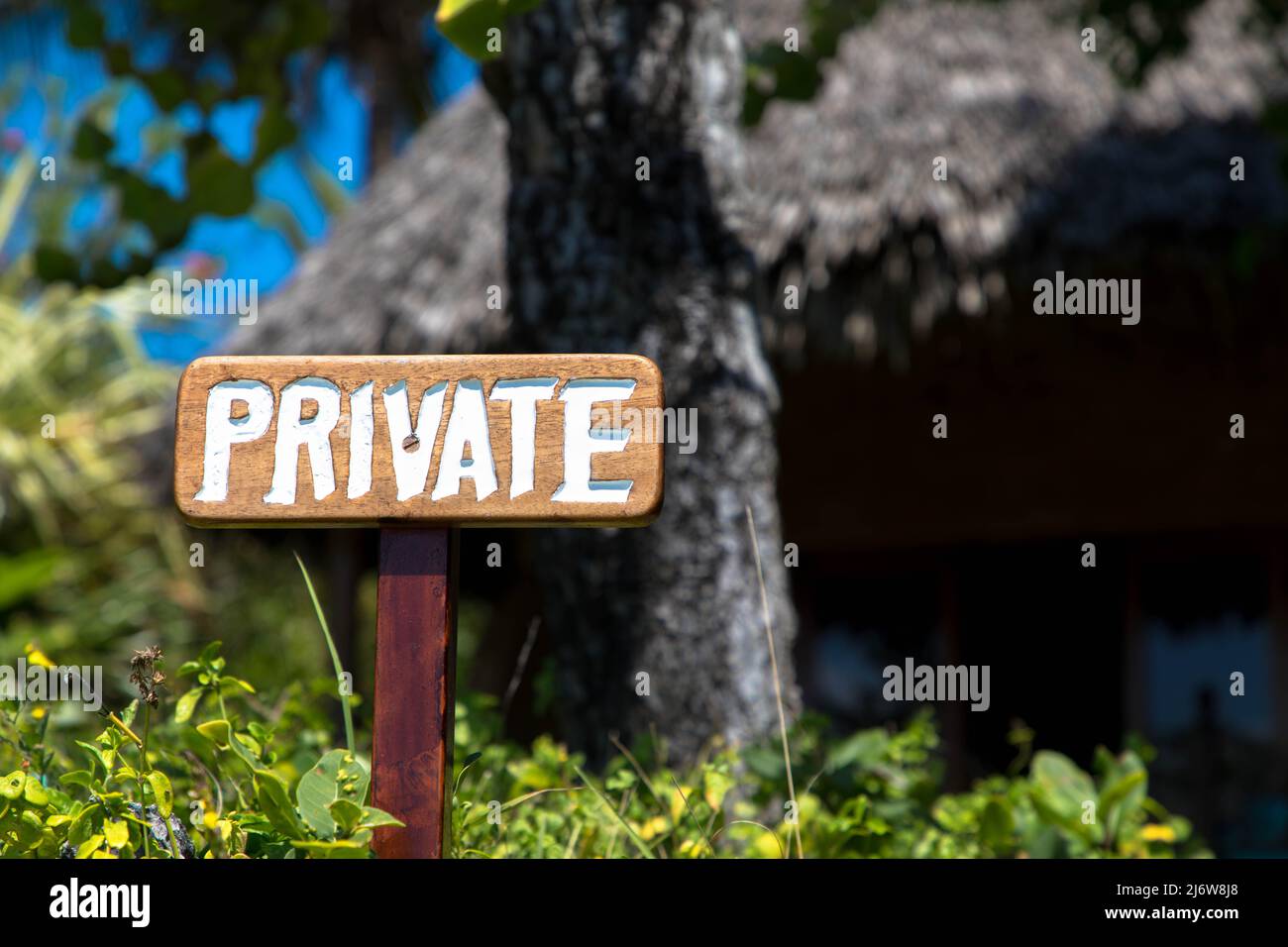 Private property sign vintage hi-res stock photography and images - Alamy
