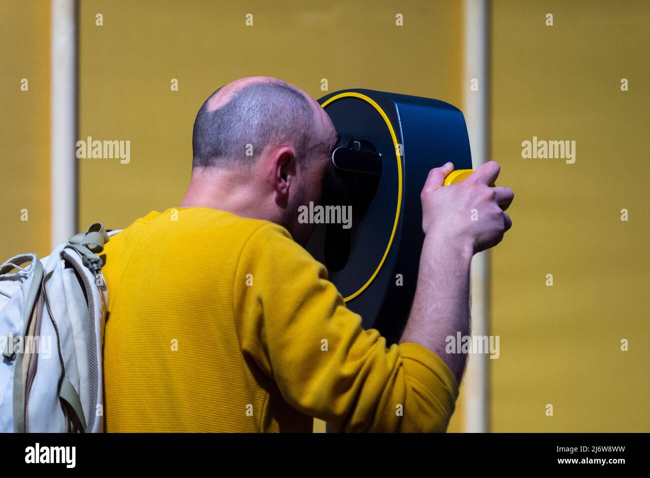 Virtual reality art installation hi-res stock photography and images ...