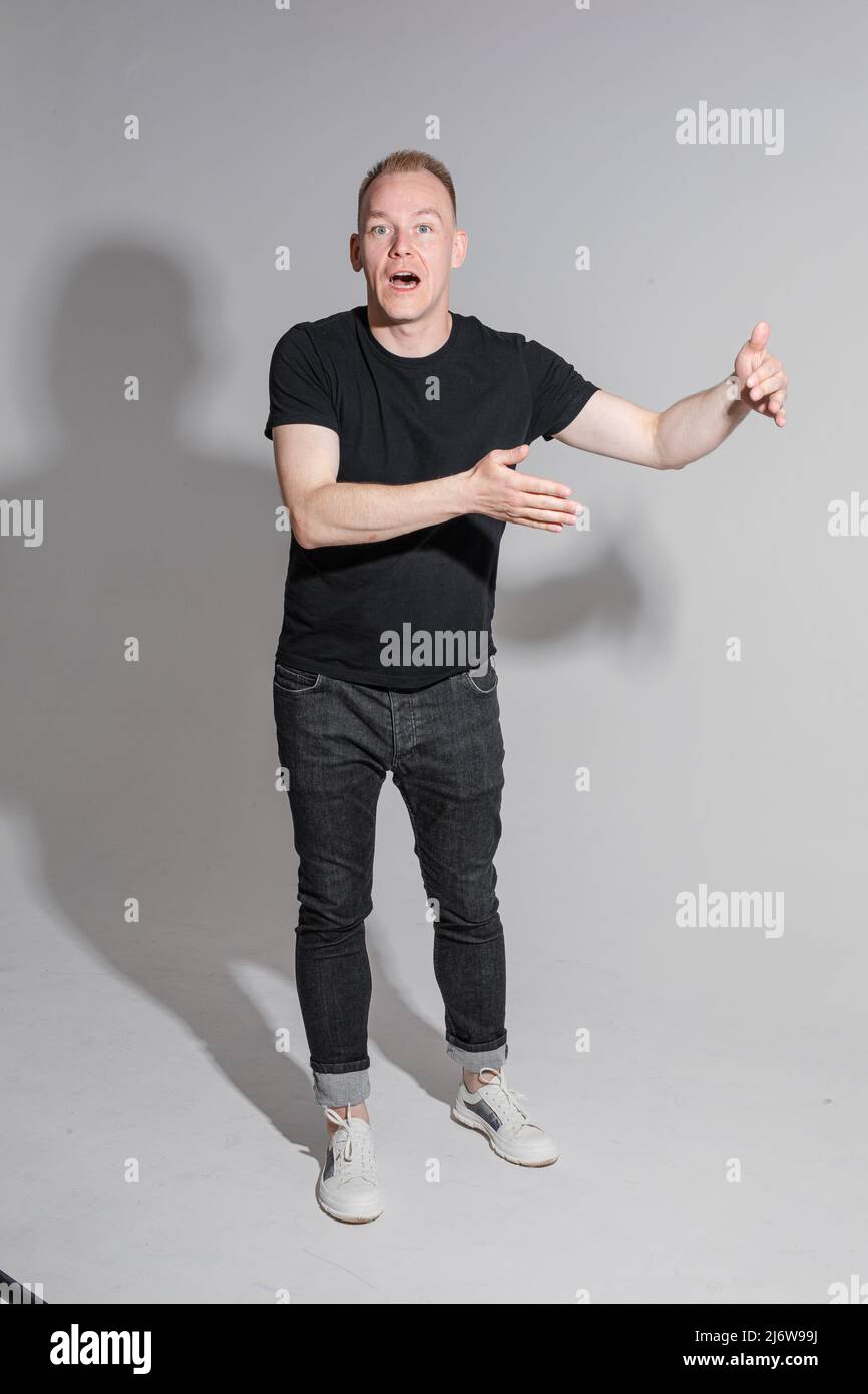 Presenter talking to camera man hi-res stock photography and images - Alamy