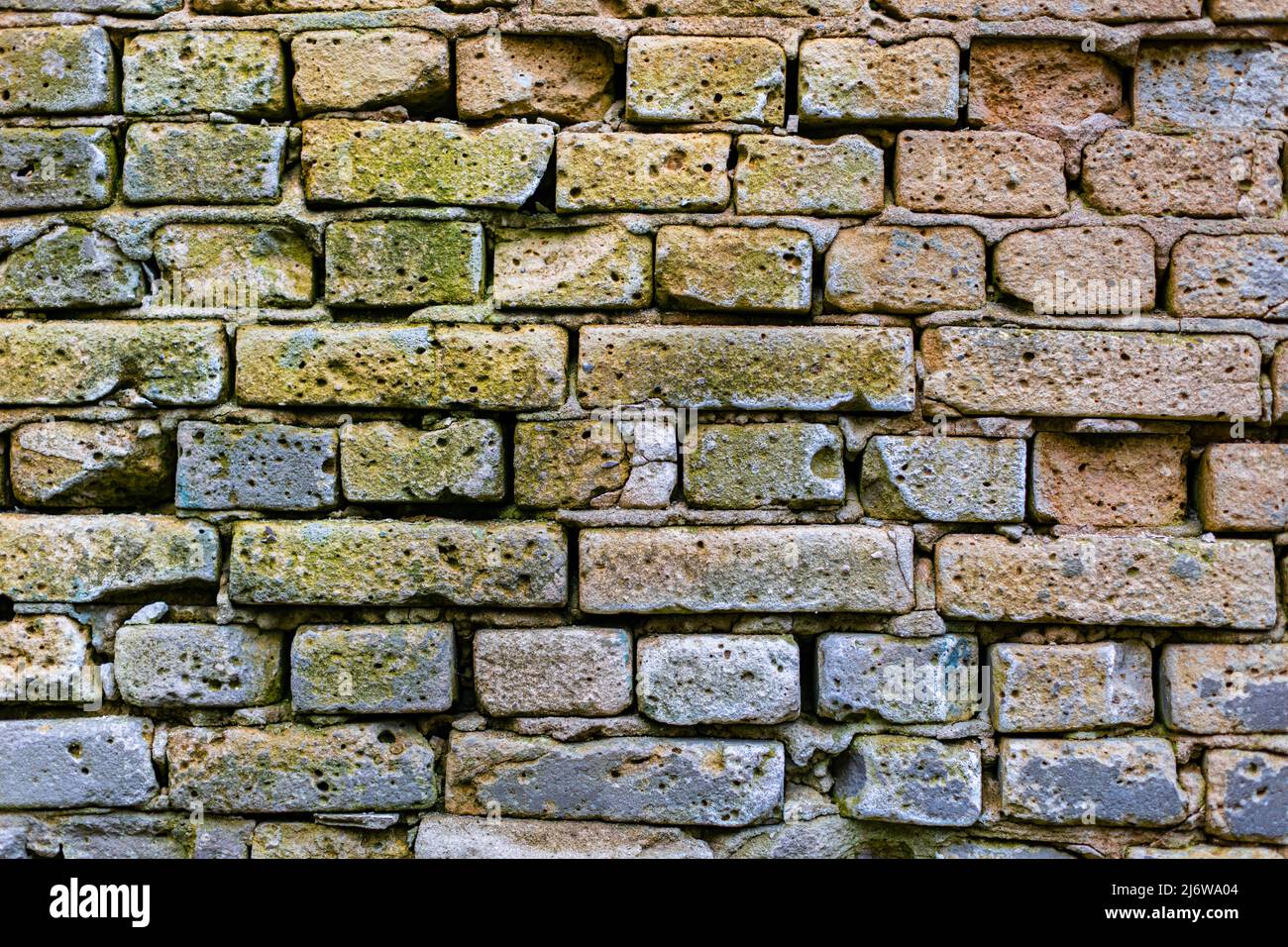 background in the form of horizontal brickwork Stock Photo - Alamy