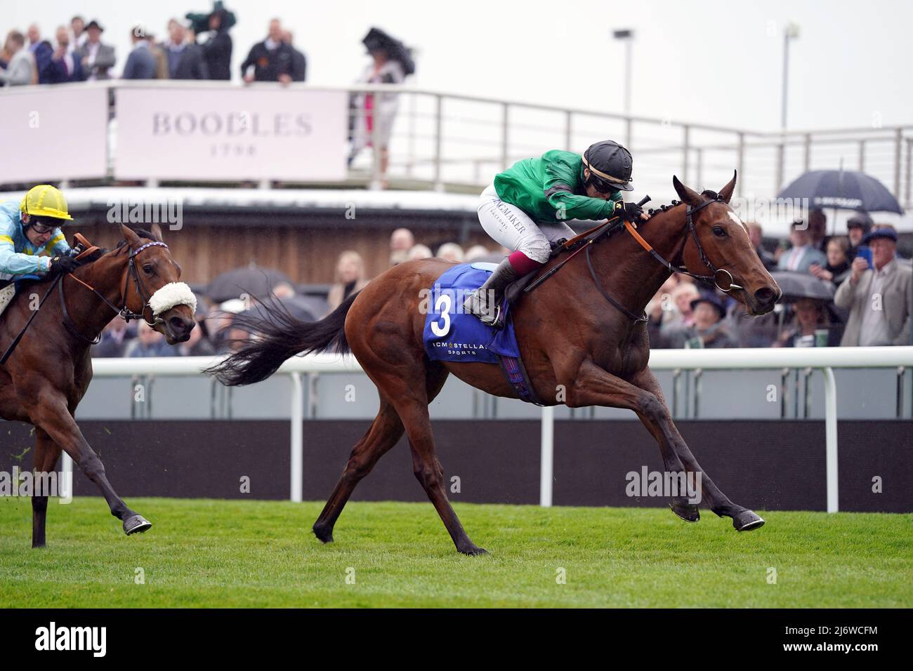 Laura pearson hi-res stock photography and images - Alamy