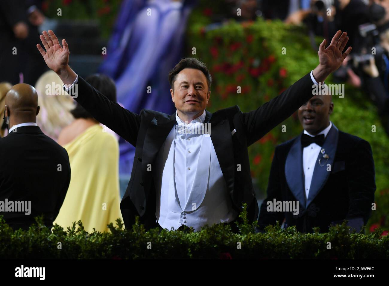 Met museum gala elon musk hi-res stock photography and images - Alamy