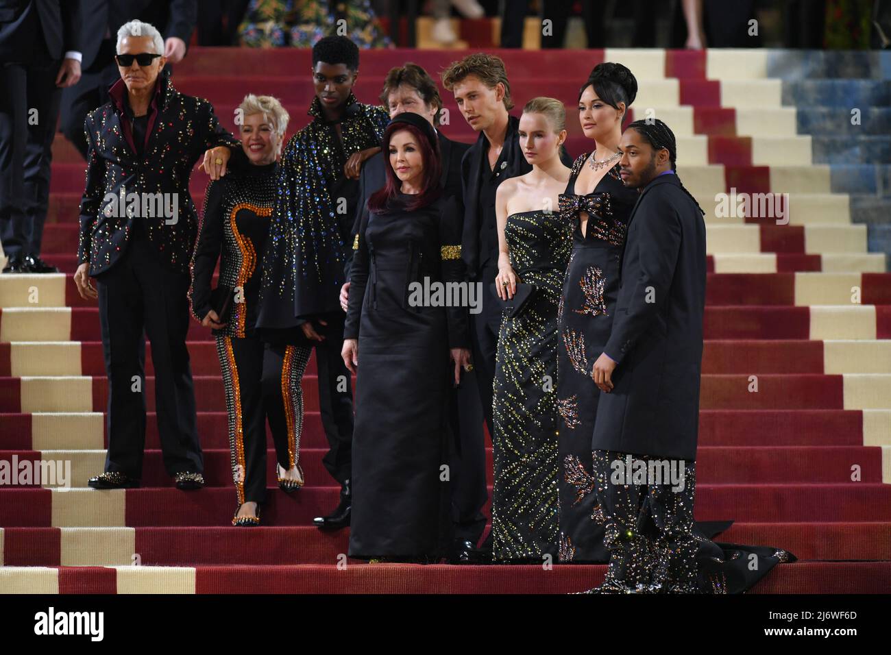 Priscilla presley and austin butler hi-res stock photography and images ...