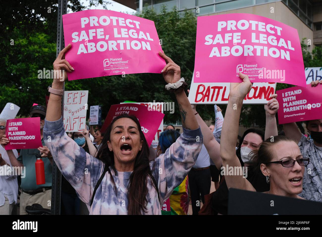May 3, 2022, Tucson, Arizona, USA: Around a thousand Pro-Choice abortion rights demonstrators ...