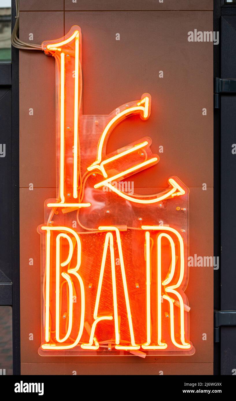 Neon sign bar euro hi-res stock photography and images - Alamy