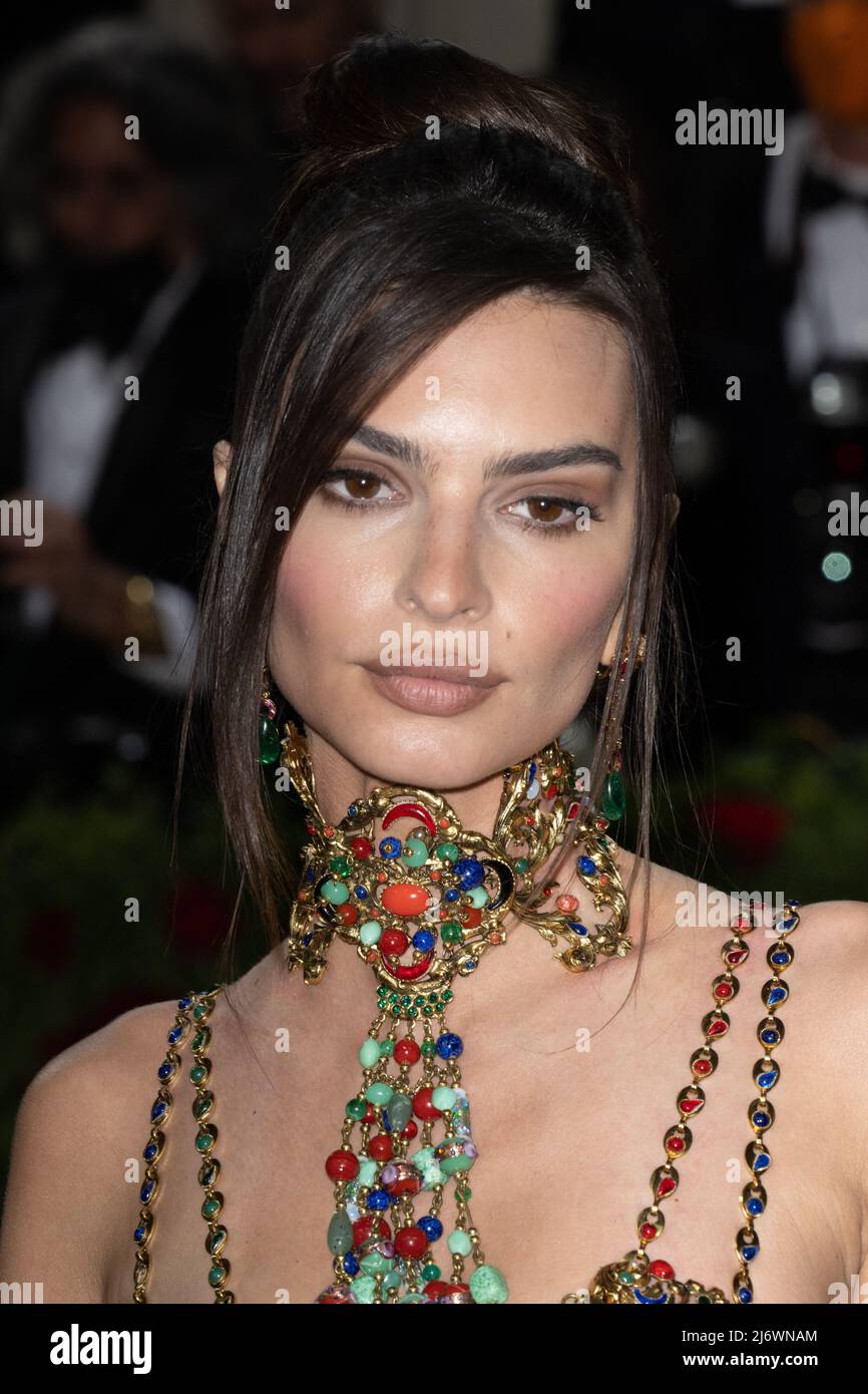 Emily Ratajkowski attends The 2022 Met Gala Celebrating "In America: An ...