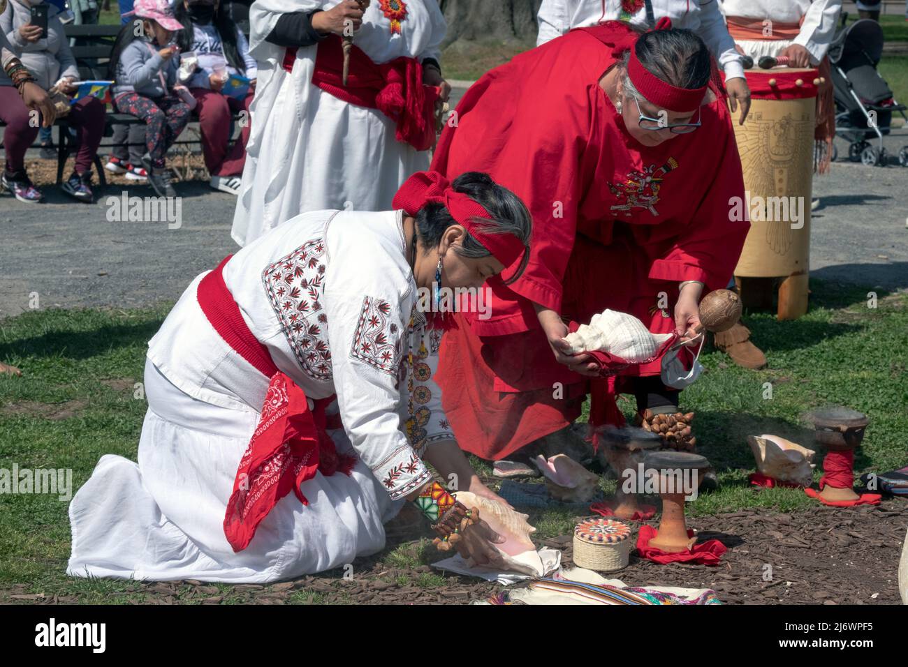 Aztec ritual hi-res stock photography and images - Alamy