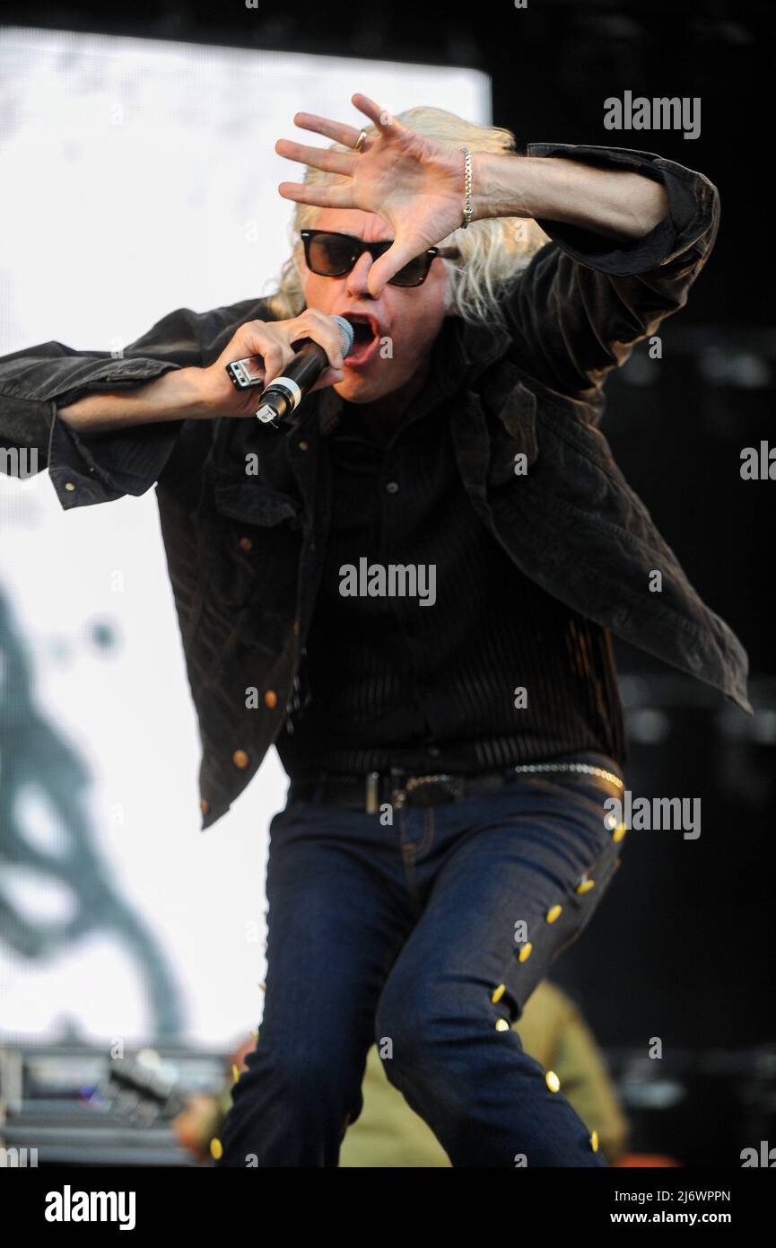 Sir Bob Geldof Lead singer of The Boomtown Rats performs live on stage ...