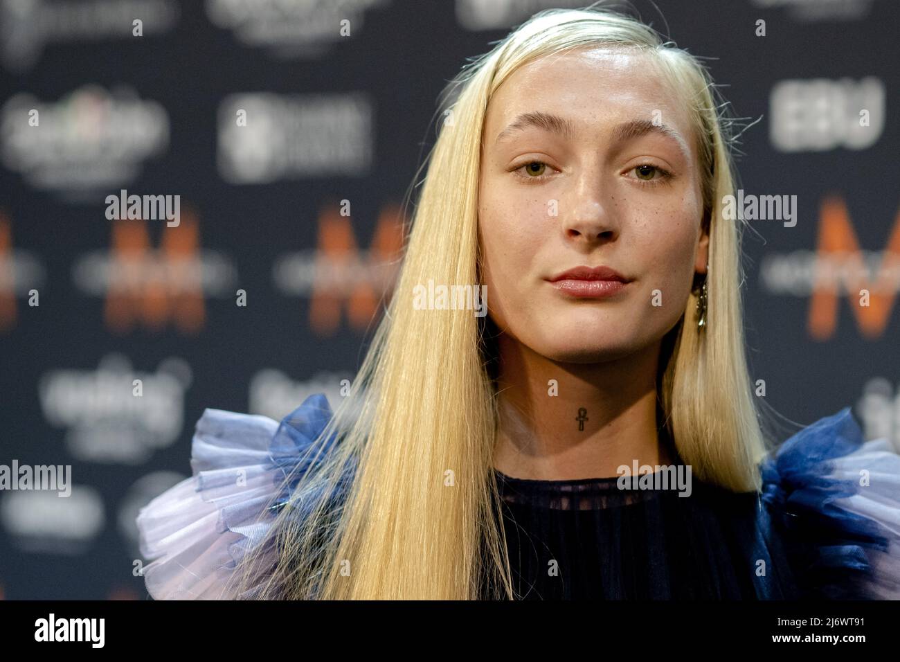 2022-05-04 15:37:25 TURIN - S10 poses for the press after her second ...