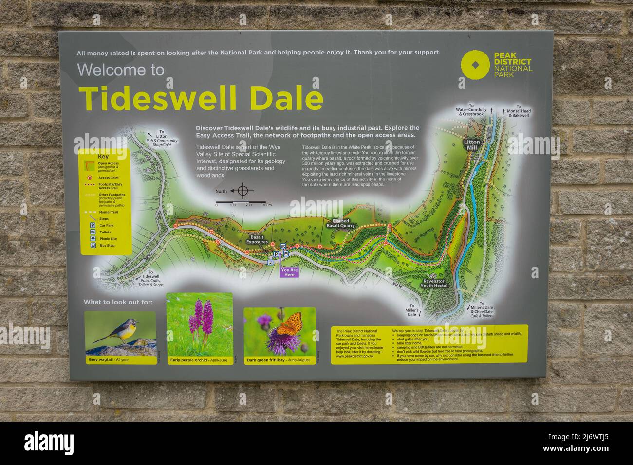 Welcome to tideswell dale sign hi-res stock photography and images - Alamy