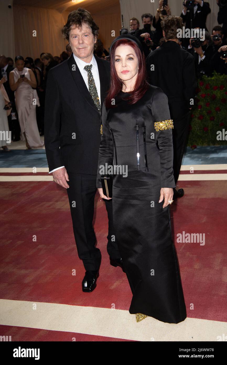 Jerry Schilling and Priscilla Presley attend The 2022 Met Gala ...